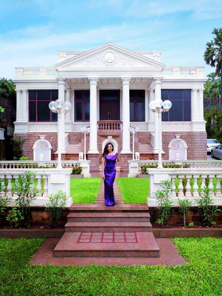 A Peek Into Shahrukh Khan s Sea View Home Mannat In Mumbai Zricks A Peek Into Shahrukh Khan s Sea View Home Mannat In Mumbai Zricks